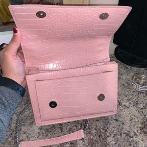 AKIRA | Bags | Akira Pink Crossbody Bag W Silver Chain Strap | Poshmark